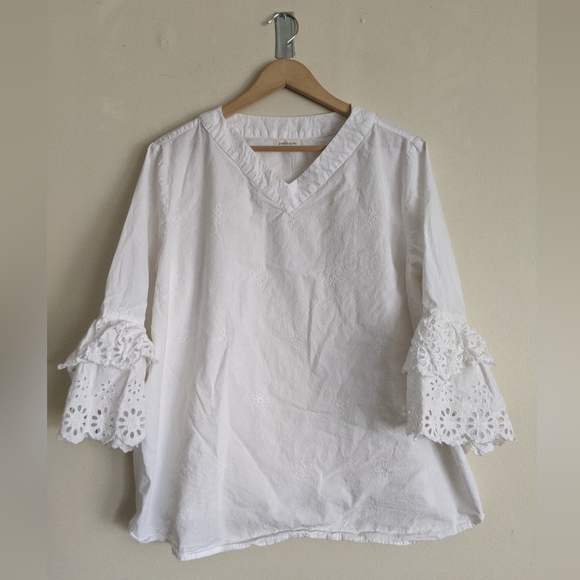 Jennifer grace | Tops | Jennifer Grace White Boxy Blouse With Ruffled ...